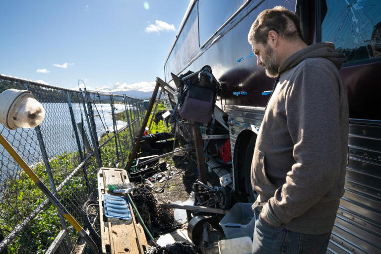 Last remaining encampment residents in Novato await dwindling housing ...