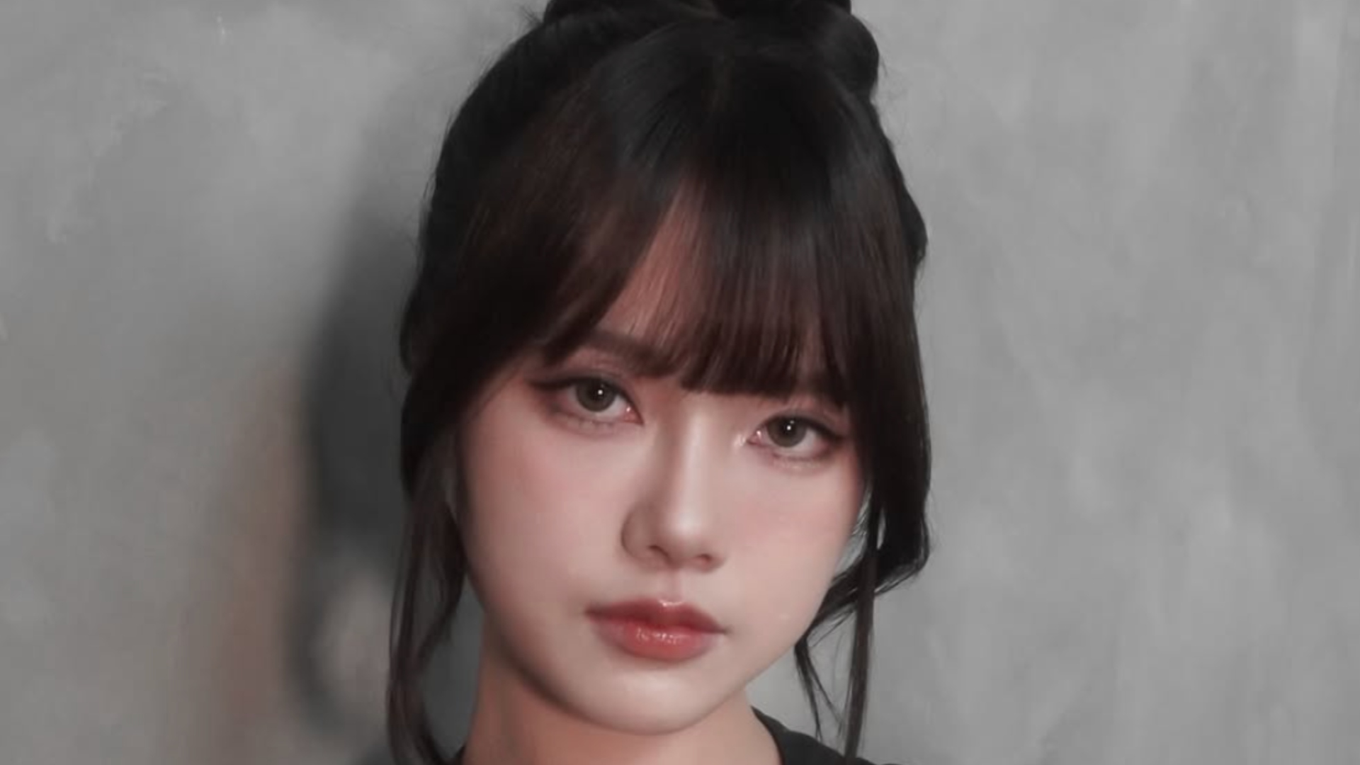 By revealing she is in a relationship with a woman, this Thai idol ...