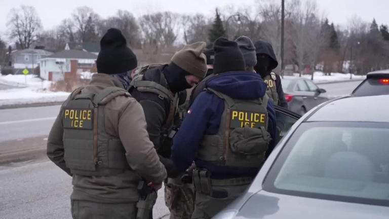 Live updates | ICE in Minnesota: Additional agents expected despite ...