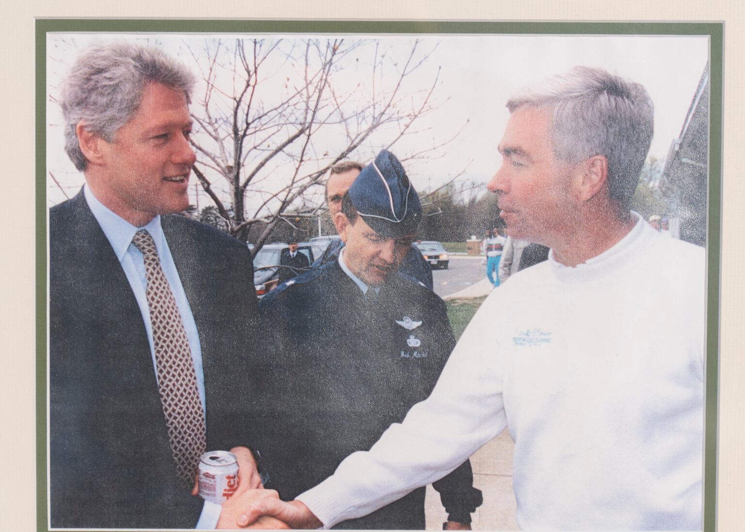 Clintons face contempt charges after refusing to give evidence in ...