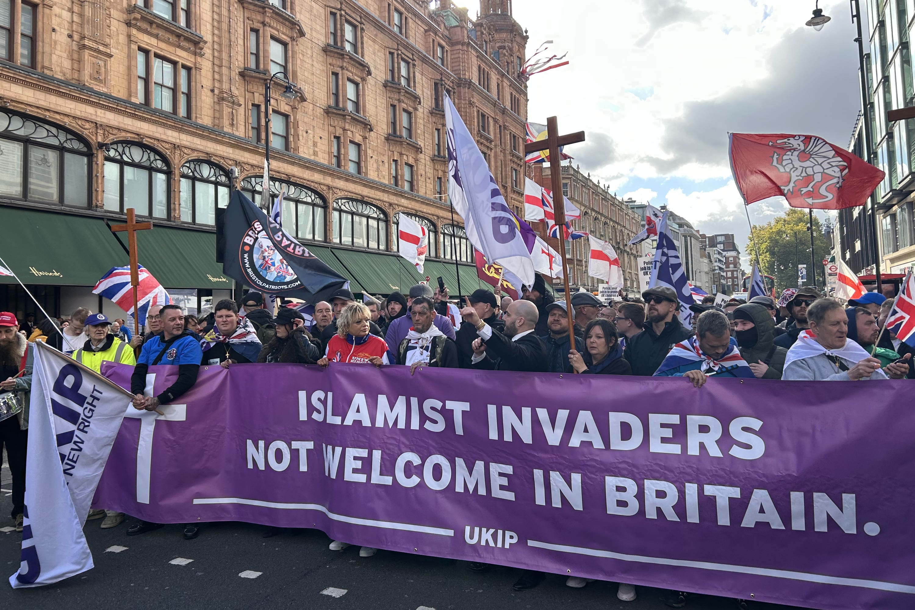 Ukip rejects criticism of new 'concerning' logo likened to Nazi symbol