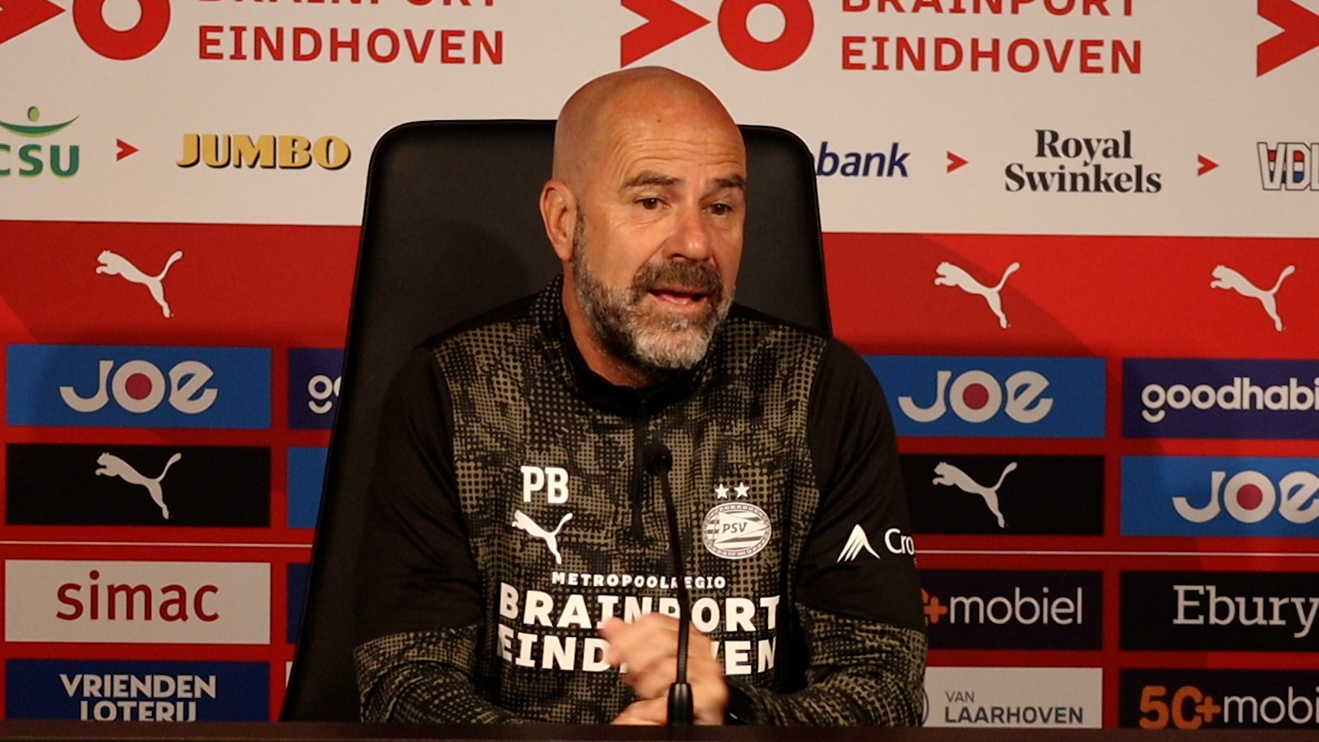 Peter Bosz blij met transfernieuws bij PSV: 'Die optie werd automatisch ...