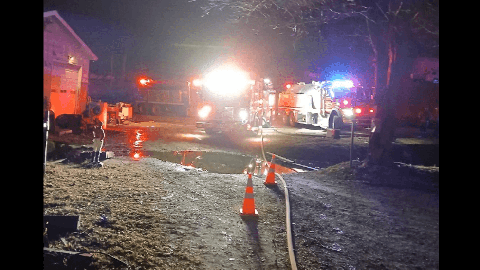 No injuries in early morning fire in Phelps County