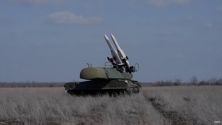 Venezuela's Russian air defences offline during US operation, NYT reports