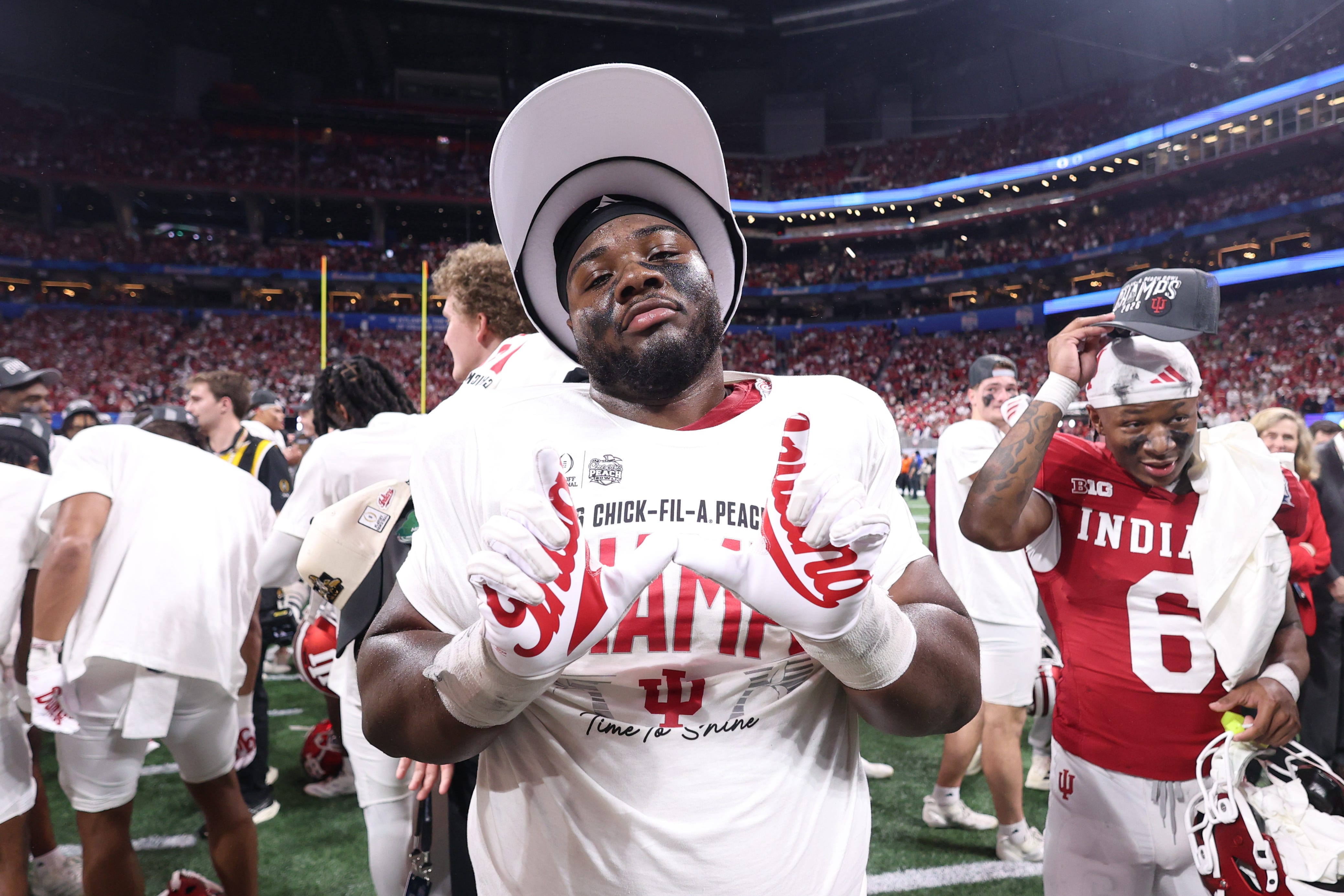 Miami vs Indiana picks, predictions, odds for College Football Playoff game