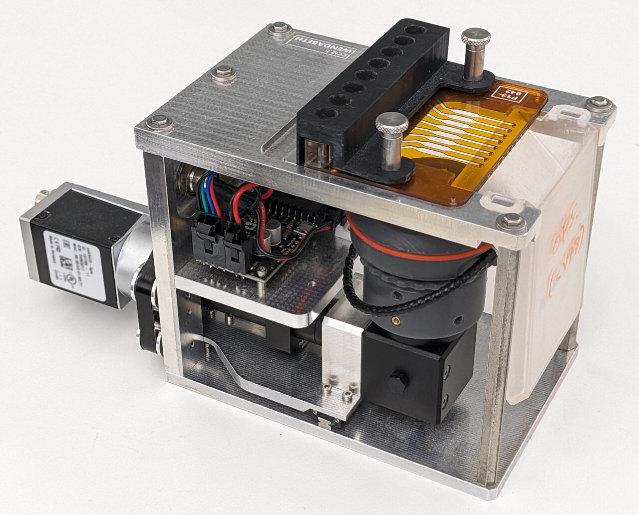 Open-source robotic system cuts manual cell culture time by 61% while ...