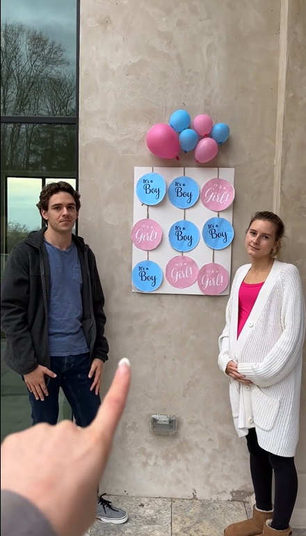 Cutest gender reveal ever | Heartwarming surprise