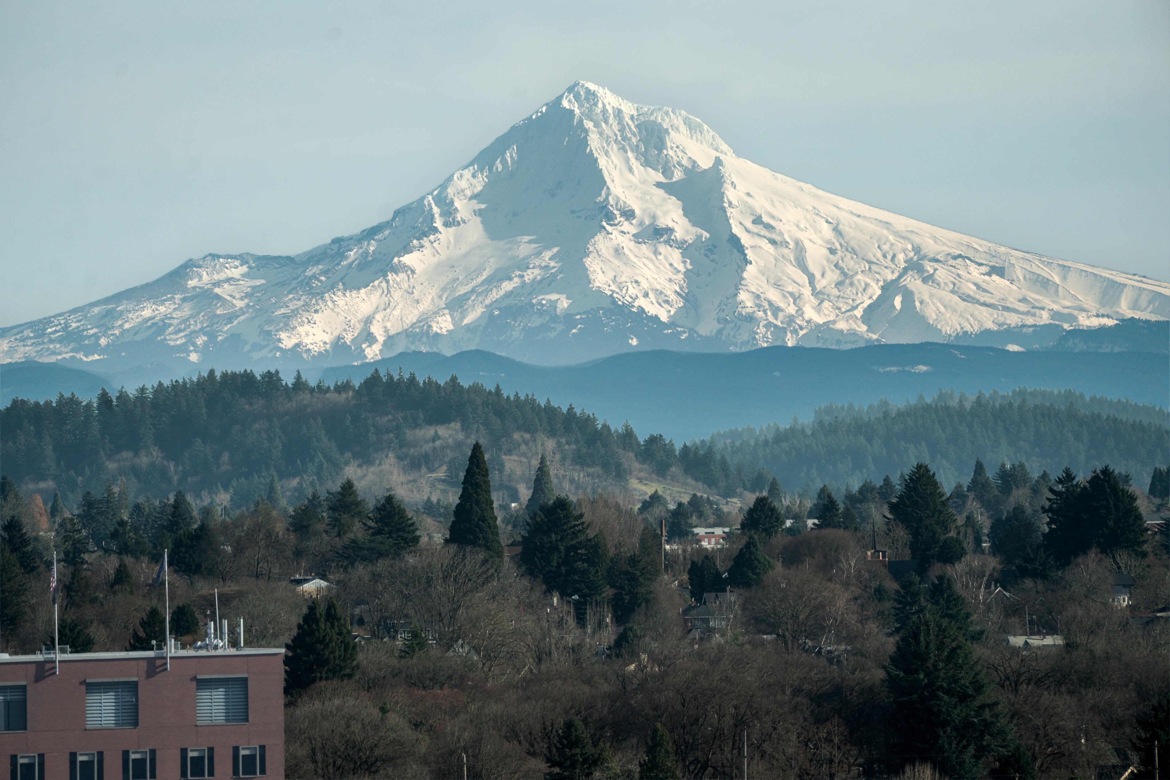 Portland sees patchy fog Tuesday morning, afternoon sunshine; high 50