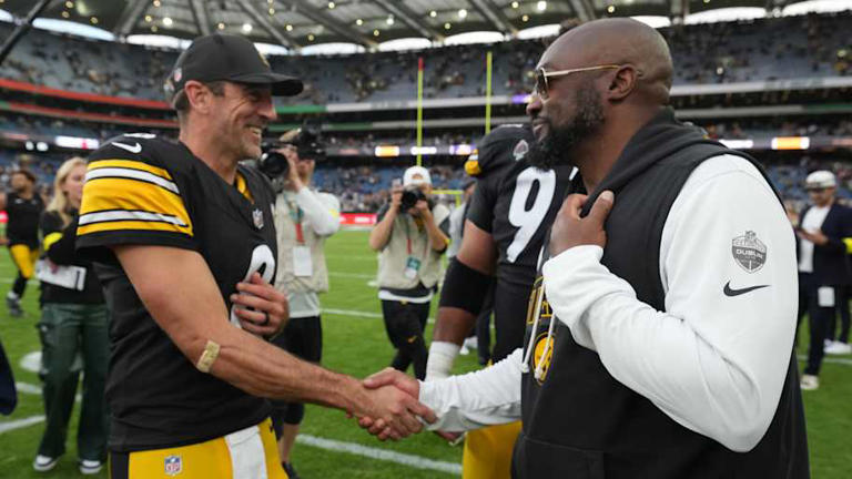 Steelers' Aaron Rodgers doesn't hold back about Mike Tomlin