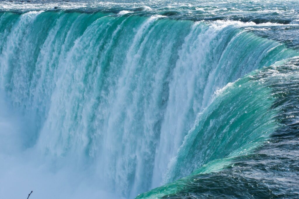 What would happen if you fell into Niagara Falls?