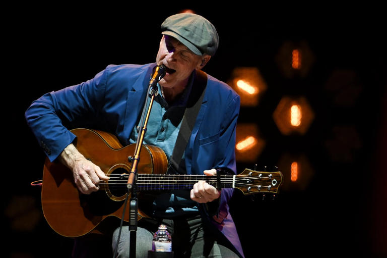 James Taylor announces 2026 tour