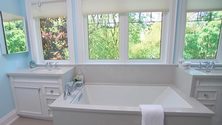 The unique layout HGTV designer Hilary Farr uses to maximize bathroom space