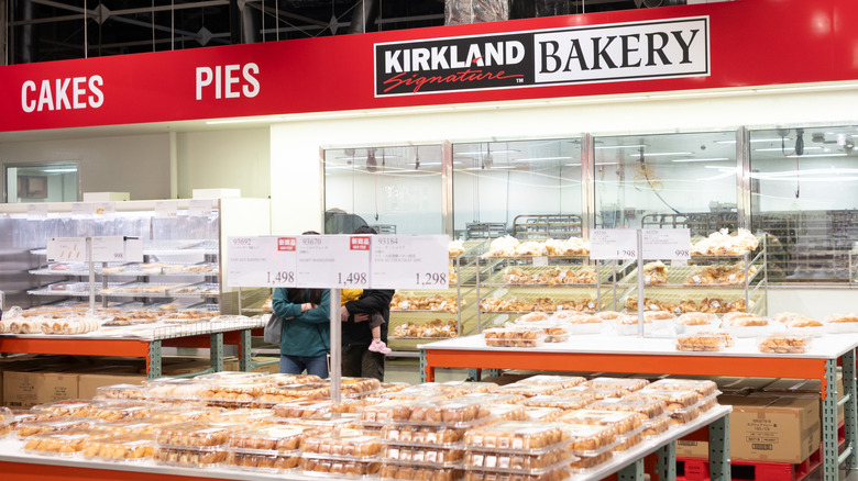 'Dangerously good' — Costco's latest bakery treat is a 24 pack of ...