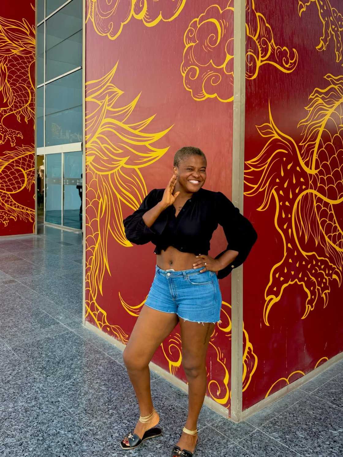 They look alike: Mom shows the special bond between her baby and the ...