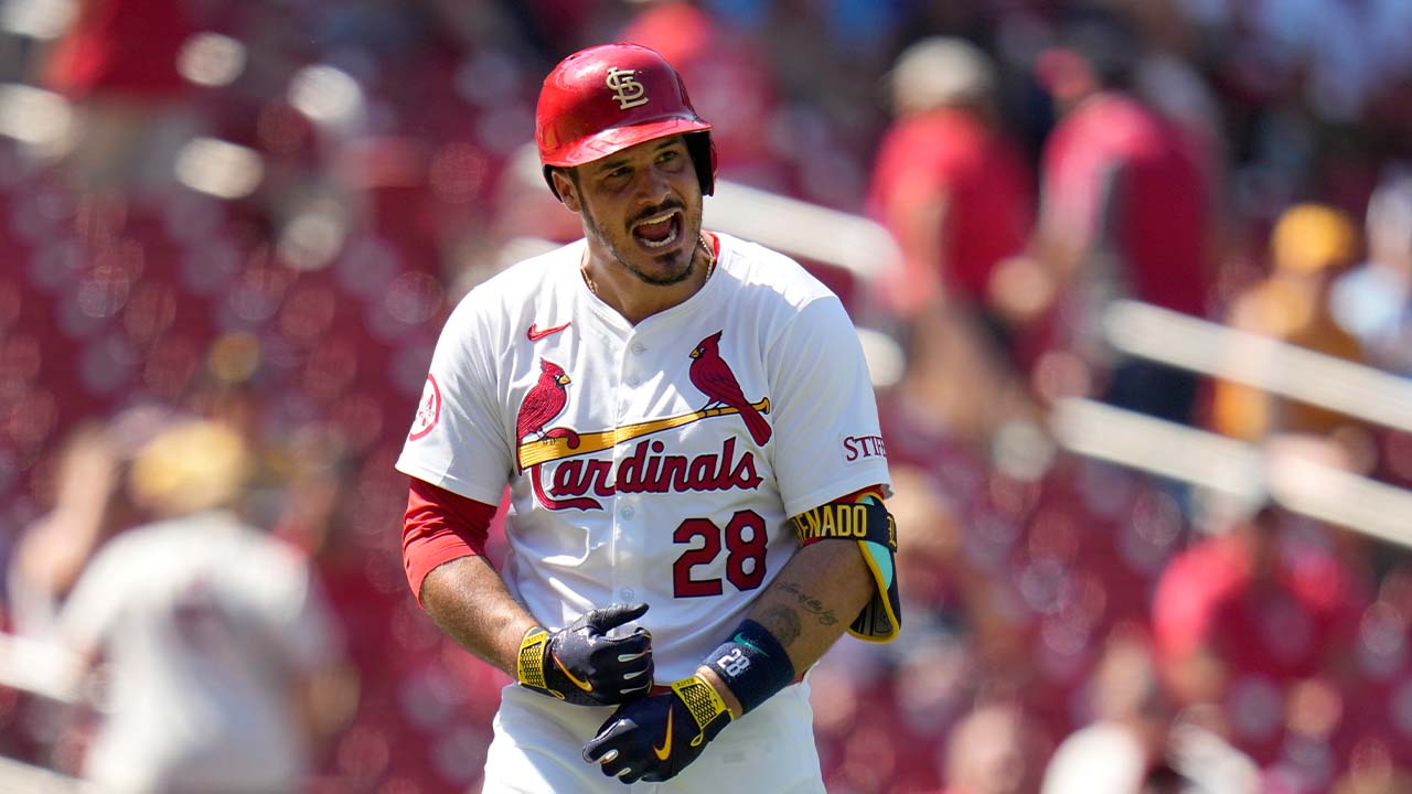 Diamondbacks acquire eight-time All-Star Nolan Arenado from Cardinals