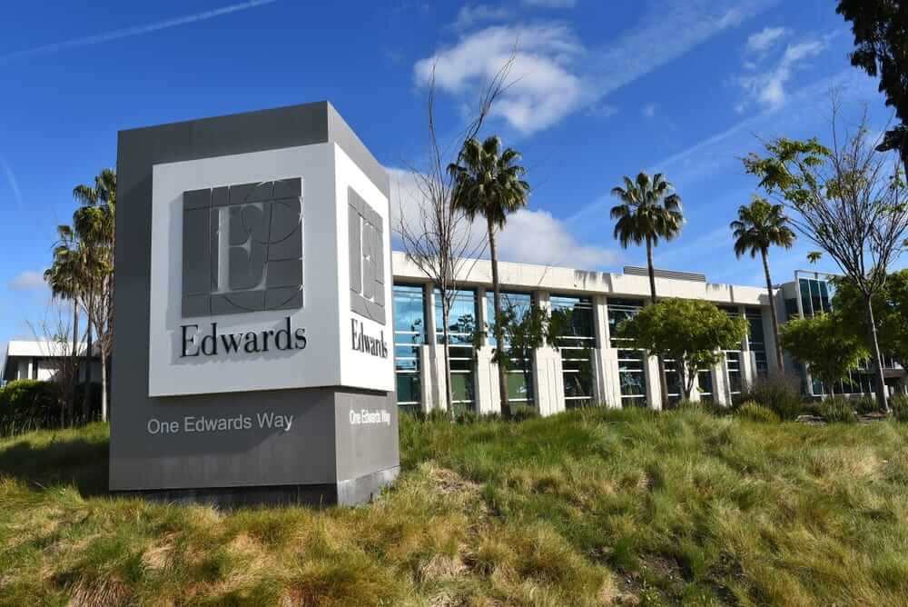 What to expect from Edwards Lifesciences' Q4 2025 earnings report