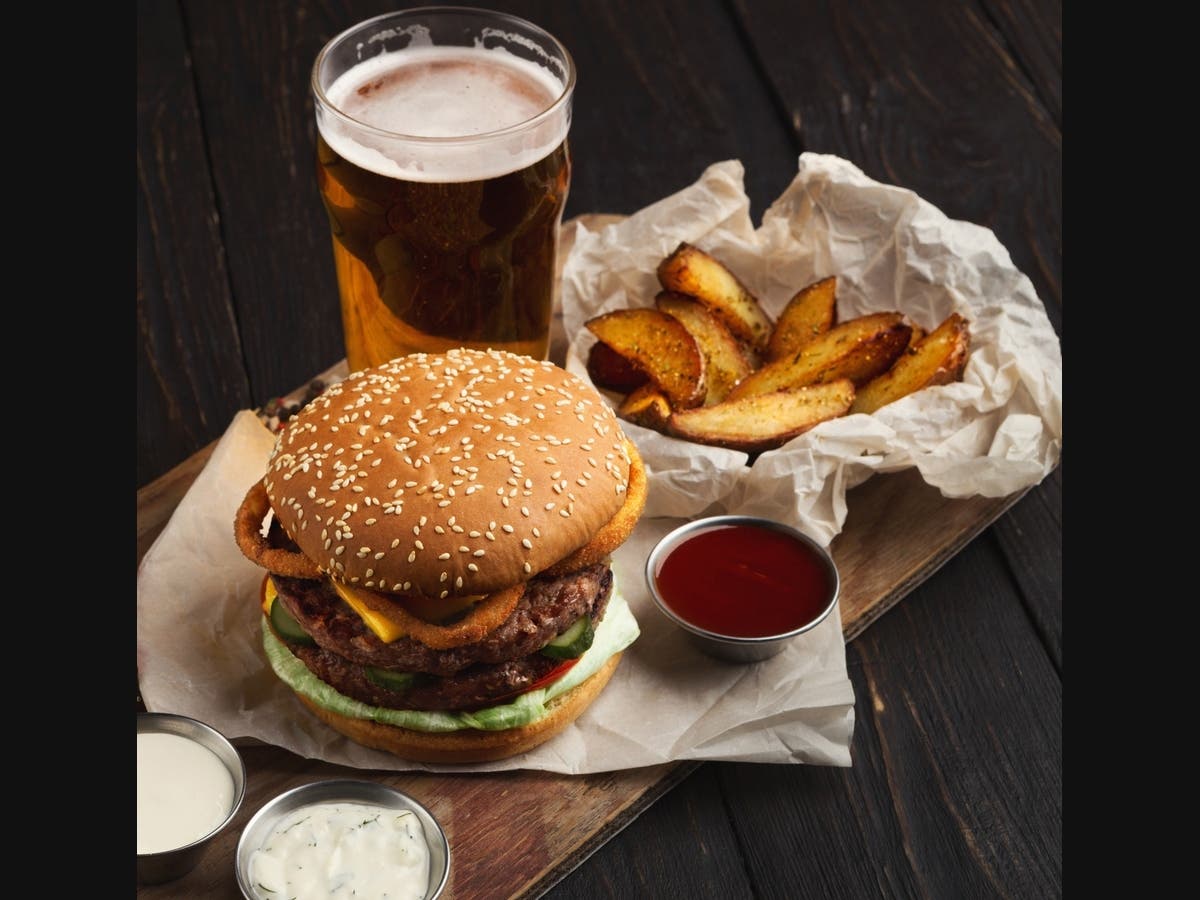 Medford burger restaurant closes its doors