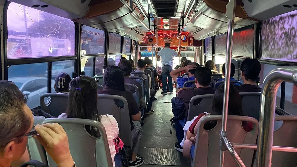 Uso de transporte público, indicador económico en Culiacán y Oaxaca