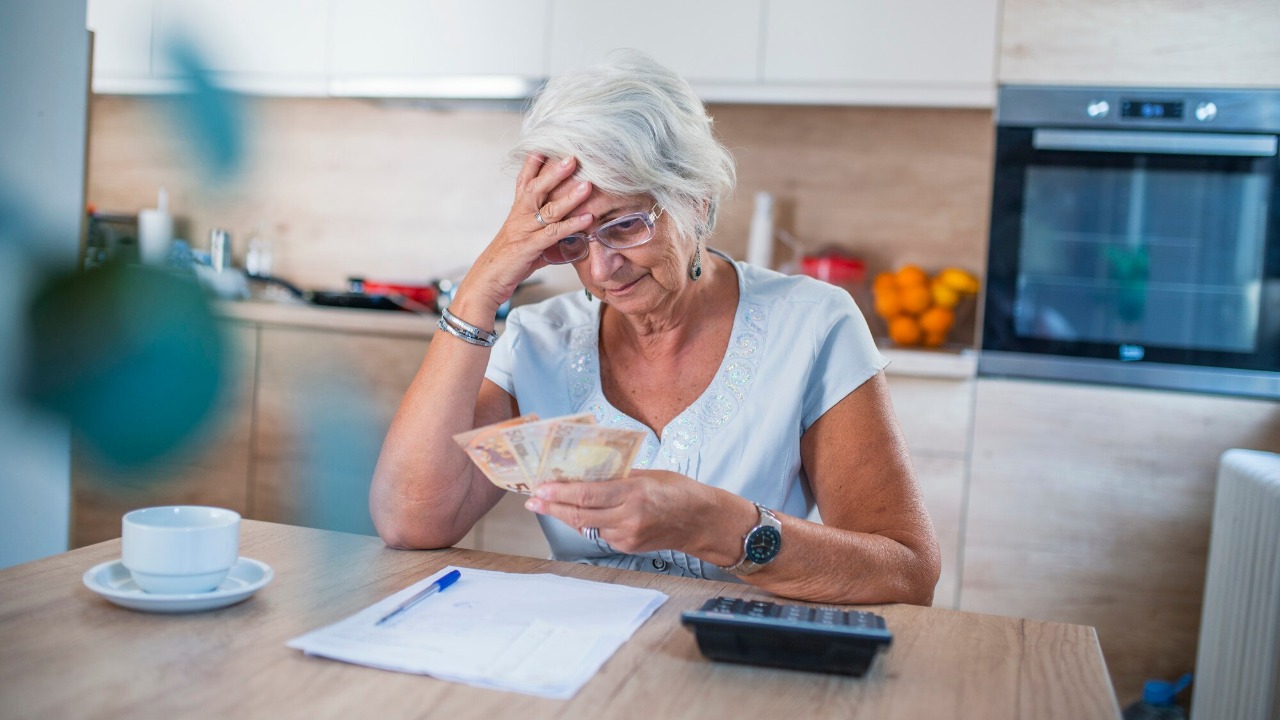 Laid off at 57 and homeless after 20 months jobless: What she learned ...