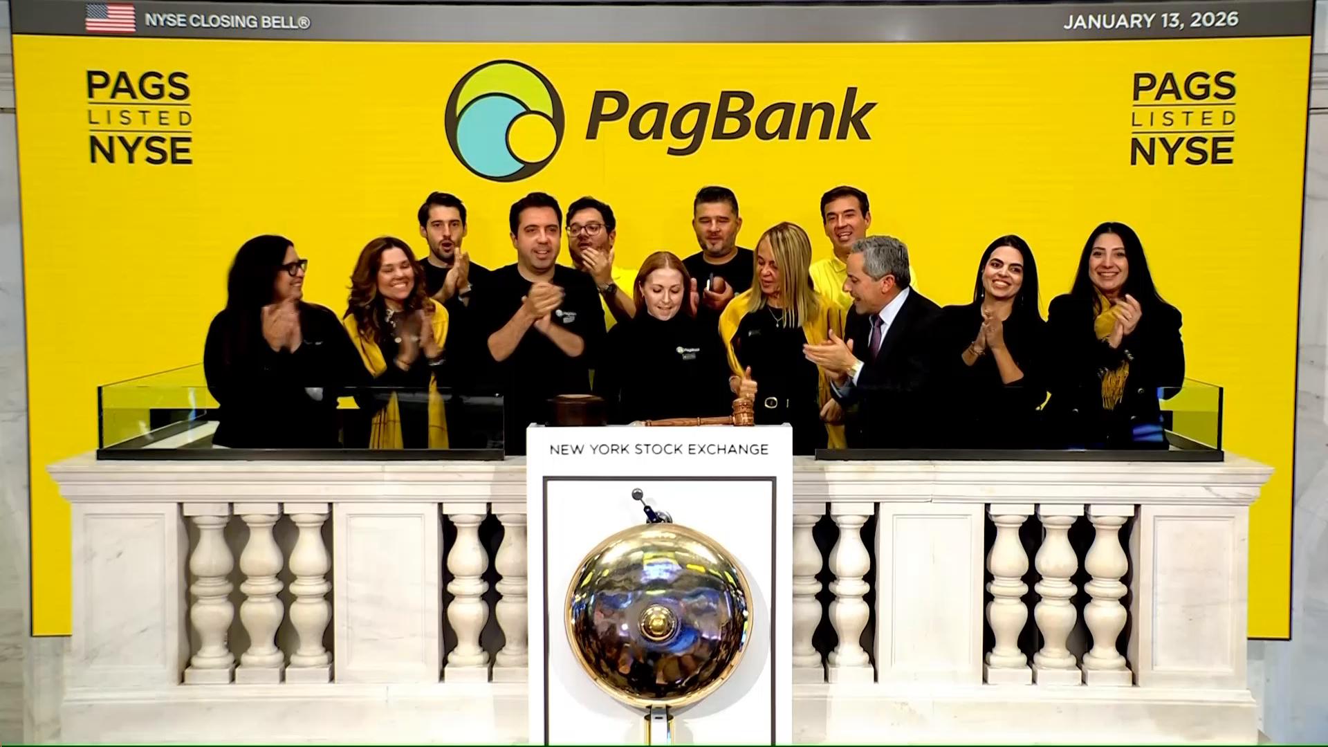 Wall Street edges back from its records as JPMorgan Chase and Delta ...