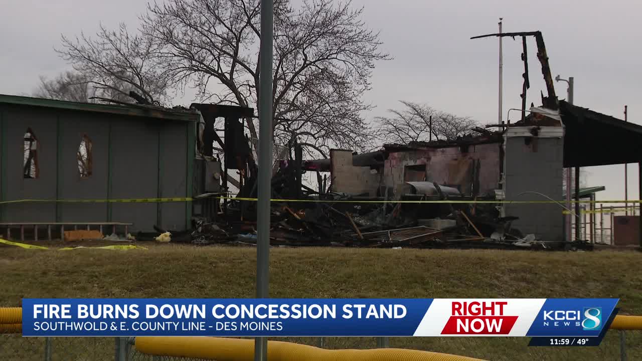 Fire burns down concession stand at Fort Des Moines Little League