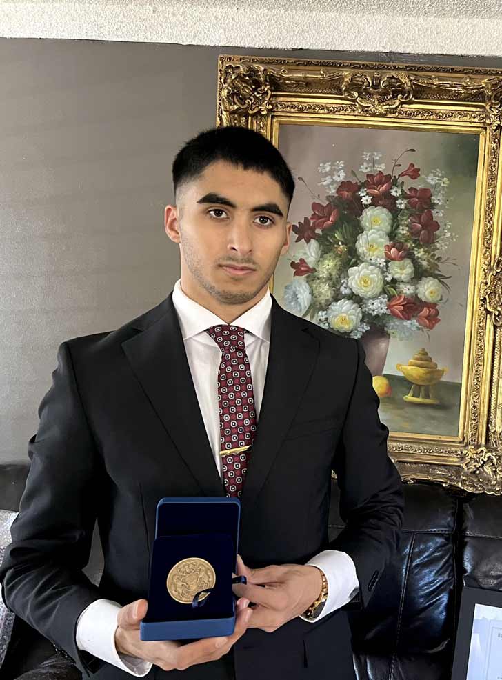 18-year-old student builds modular home designed to 'end homelessness ...