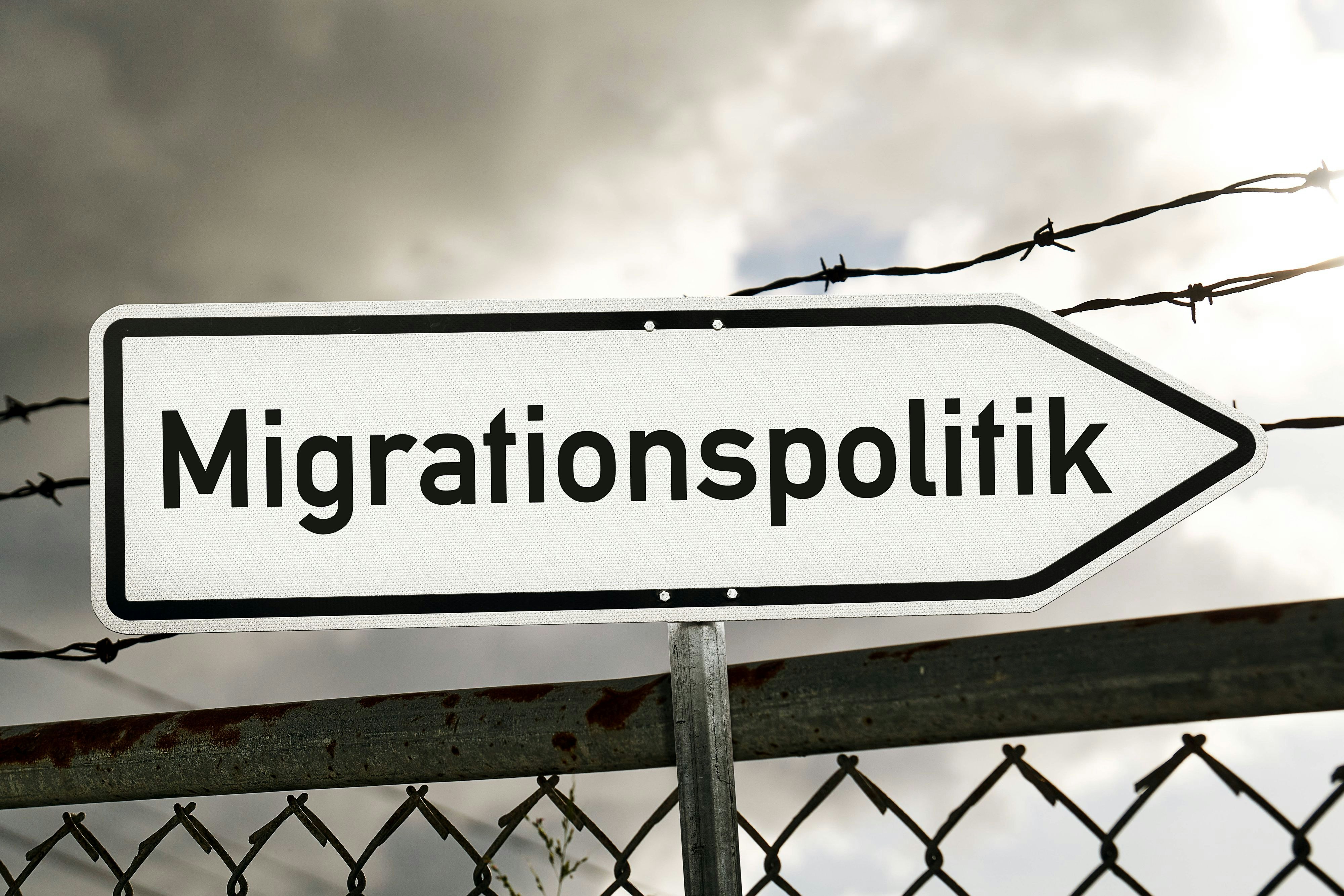 Aus purer Verzweiflung: 20-Jährige geht zur Army, um ihre Eltern zu retten