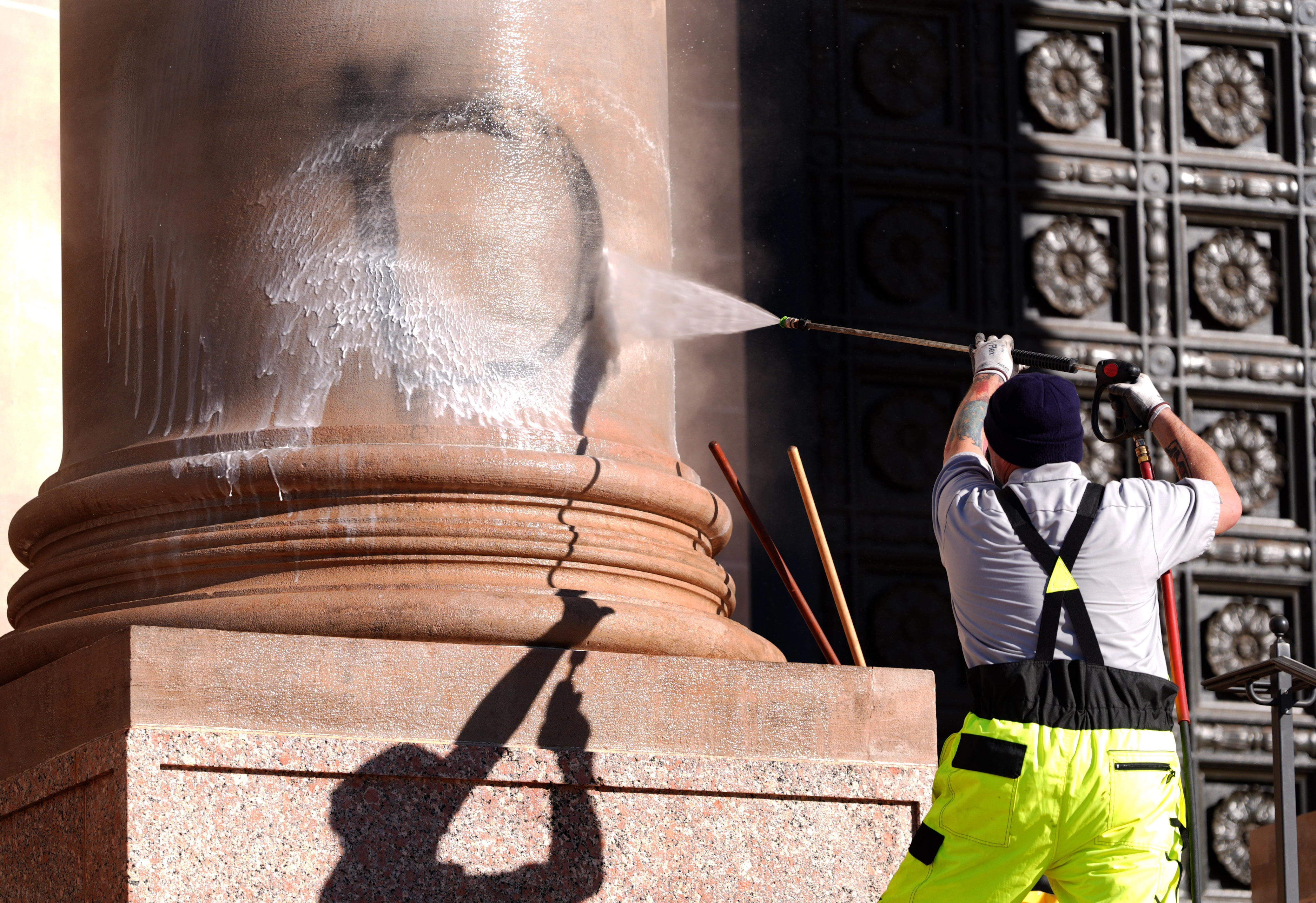 Oklahoma Capitol vandalized with reportedly anti-ICE graffiti