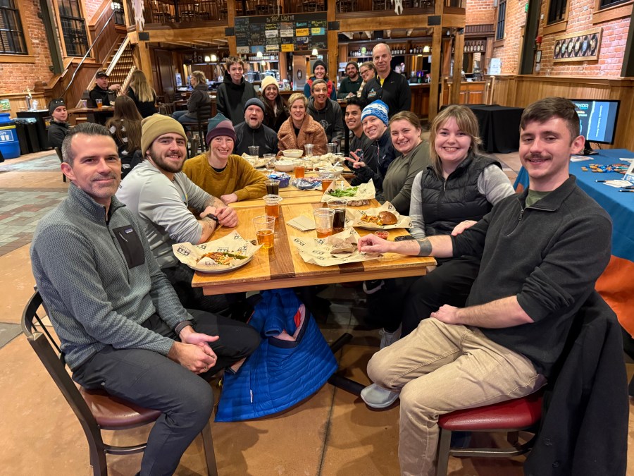 Sports retailers host vendor sale, run at Kalamazoo brewery