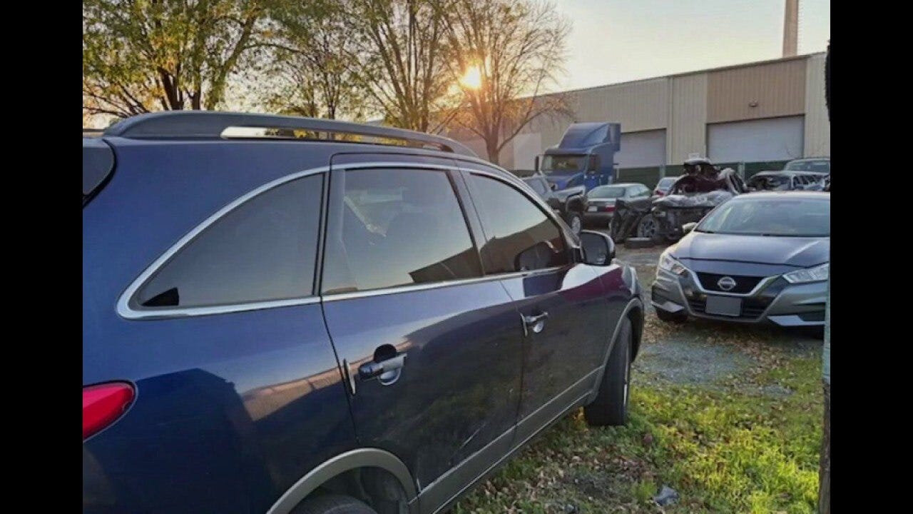 Man sought in shooting of 11-year-old girl surrenders