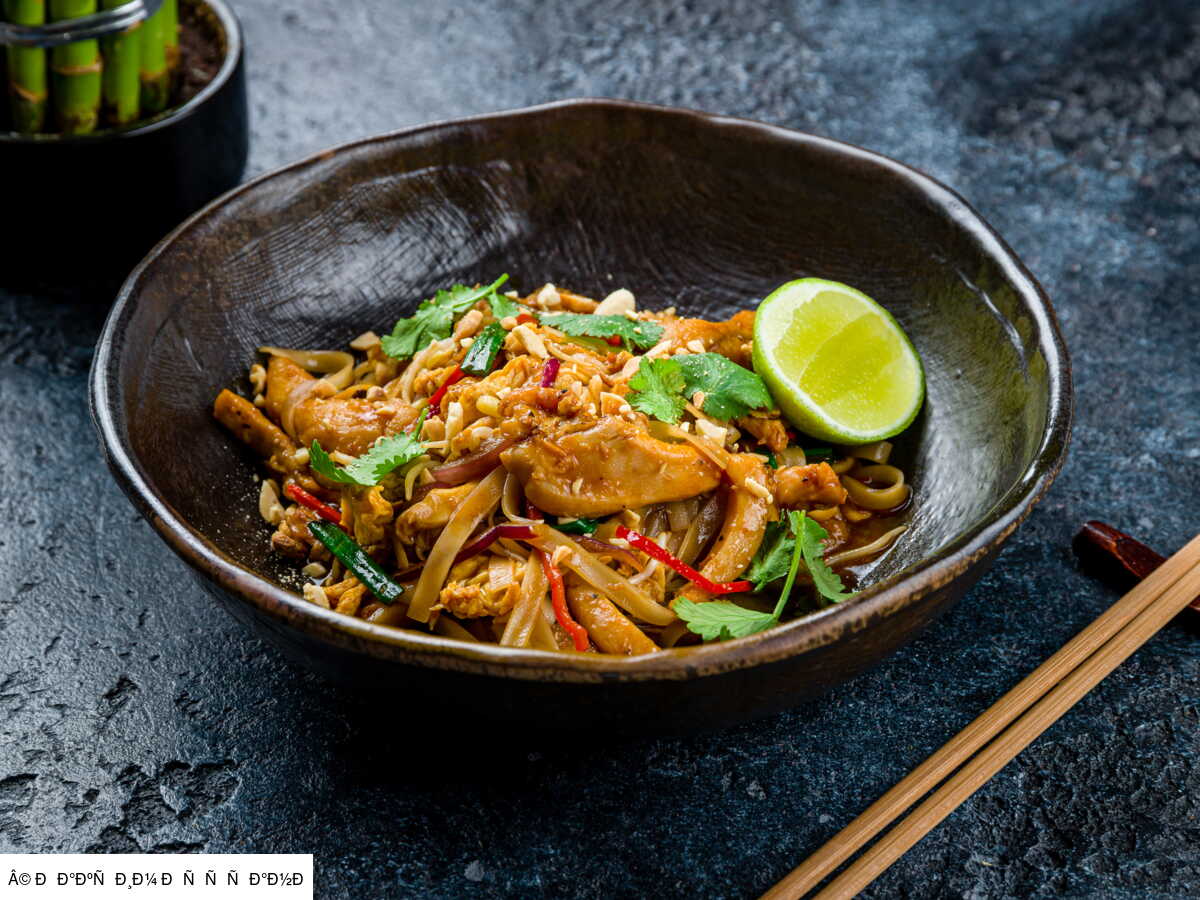 Pad thaï au poulet de Cyril Lignac : la recette toute simple de cette ...
