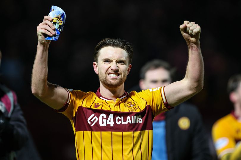 Elliot Watt lands Rangers transfer pitch from Ibrox 'advocate' as five ...