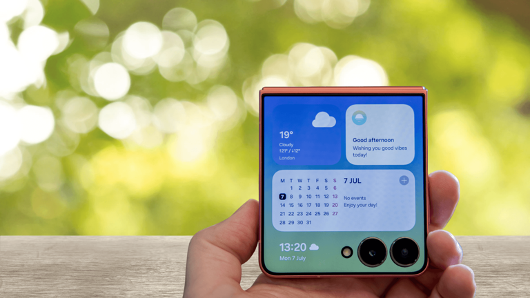Samsung Galaxy Z Flip 8 leak shows unchanged camera hardware for 2026