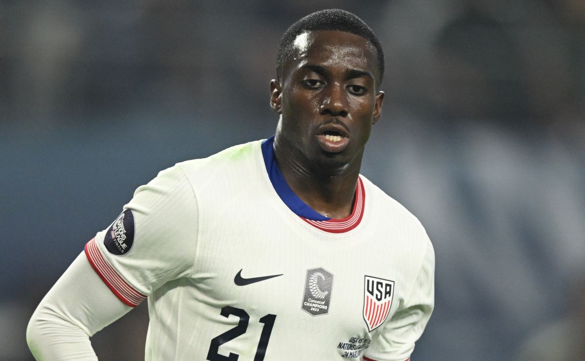 USMNT star Timothy Weah speaks out on 2026 World Cup ticket cost ...