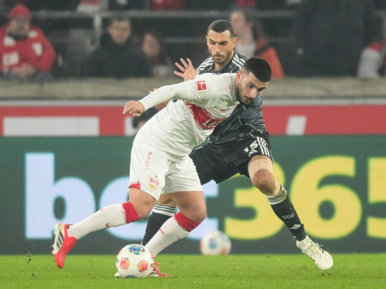 Kampf um die Königsklasse: VfB Stuttgart setzt gegen Eintracht ...