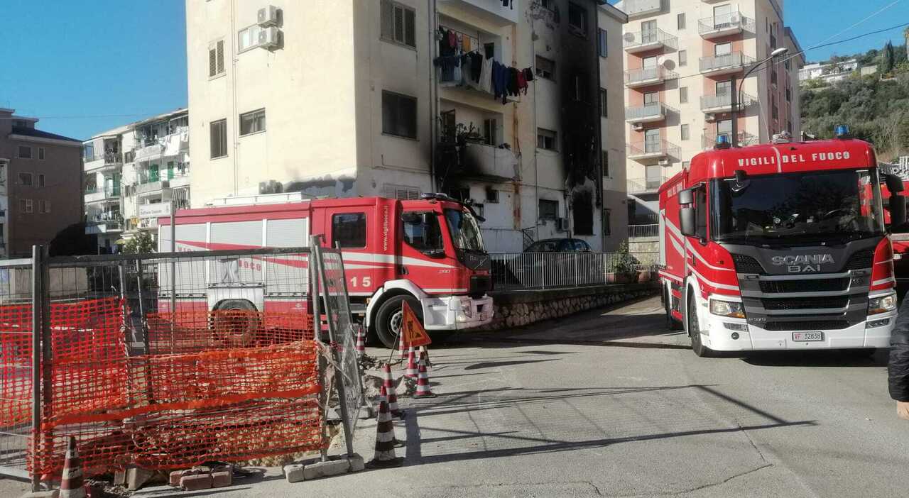 Arzano, palazzo a rischio crollo: 35 famiglie sgomberate in via Verdi
