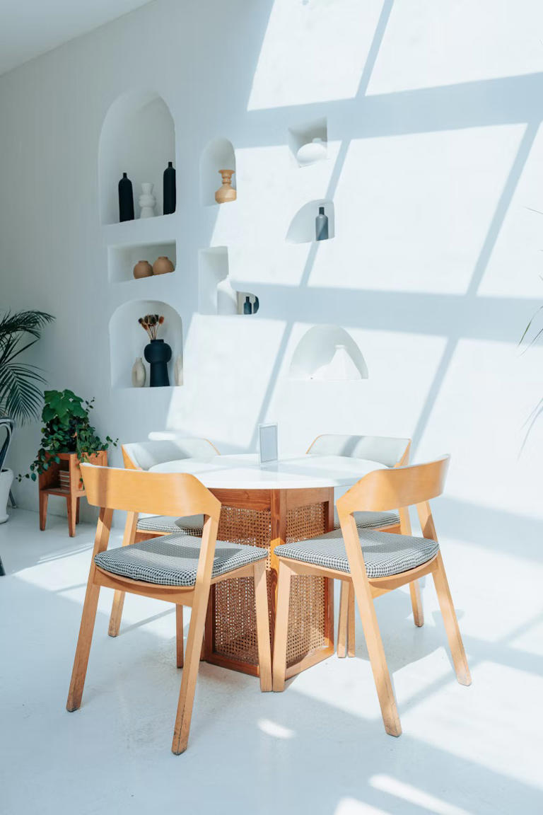 15 perfect small kitchen configurations