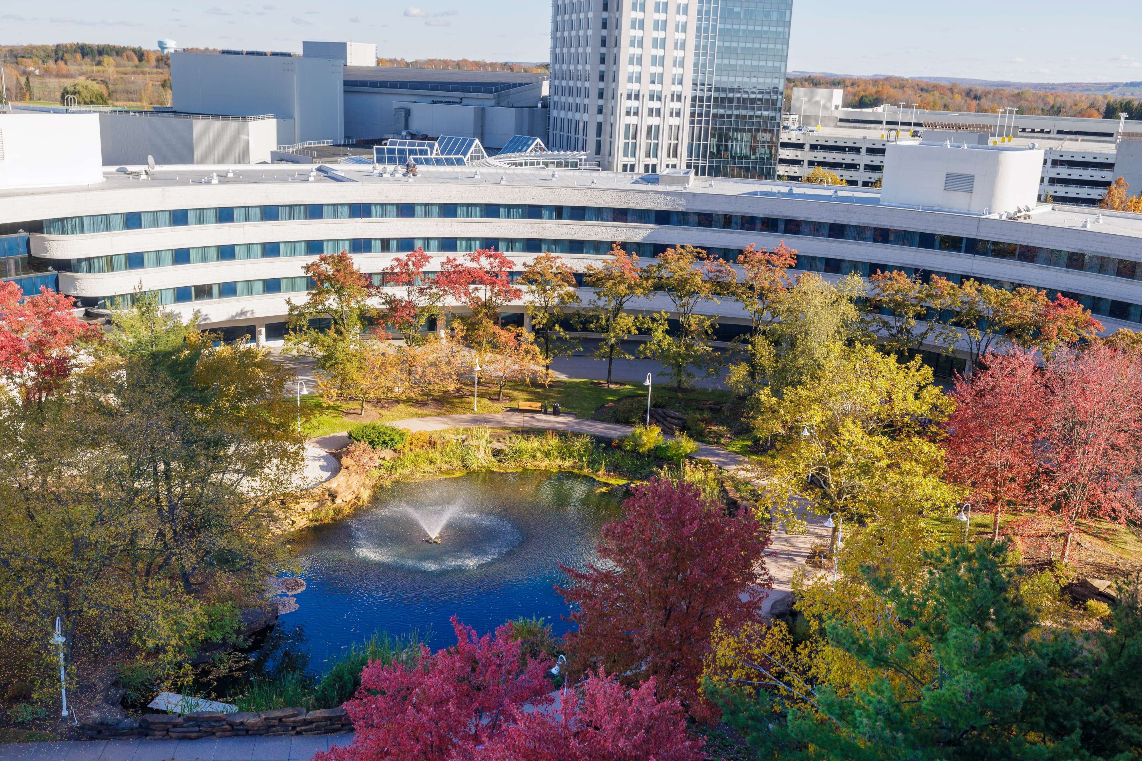 Crane collapses at Turning Stone Casino, injuring at least 5