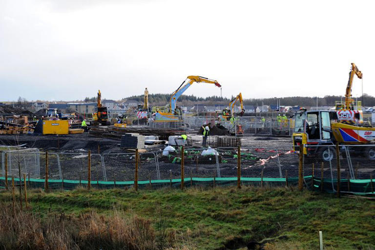 Renfrewshire Council expects to appoint head teacher for new school in ...