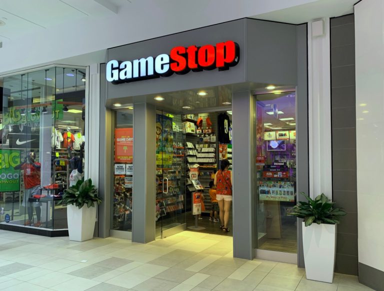 Video game retailer GameStop accelerates closures