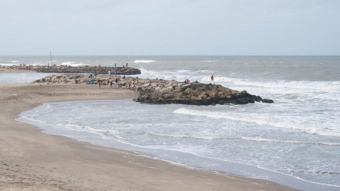 El programa de Matías Alé grabó en vivo la ola gigante que golpeó Mar ...