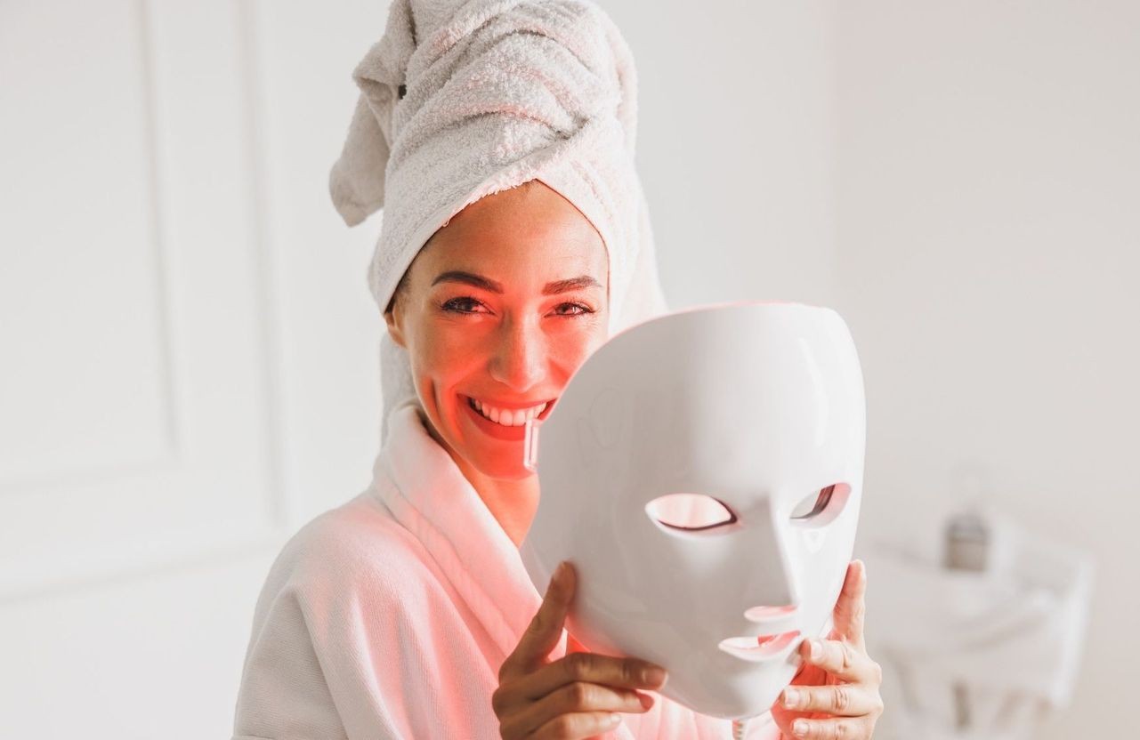 Masque LED : ces gestes simples qui optimisent son efficacité