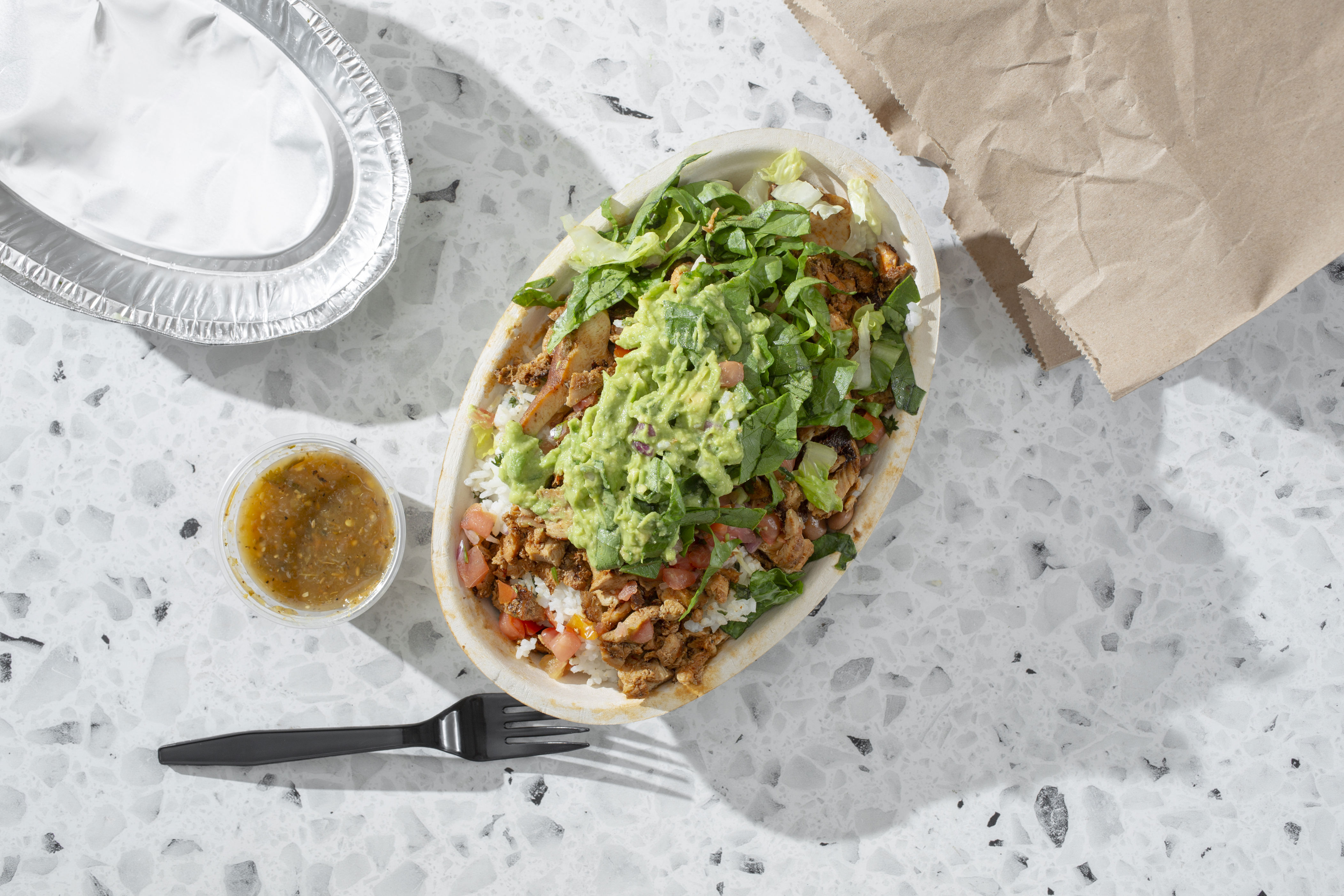 Chipotle just reaffirmed its full-year guidance: Time to buy the stock?