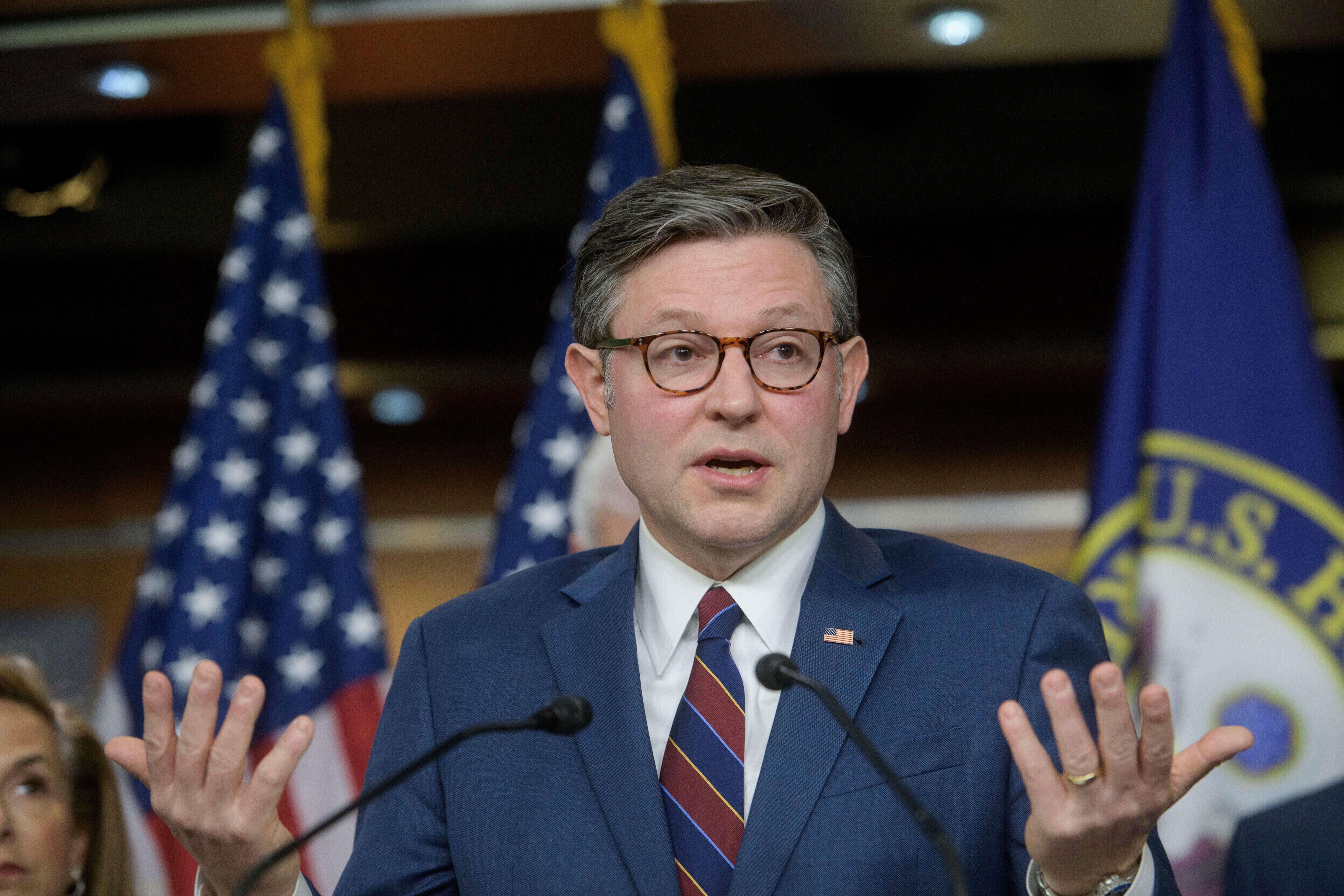 Republicans aren't interested in Trump's idea to cap credit card ...