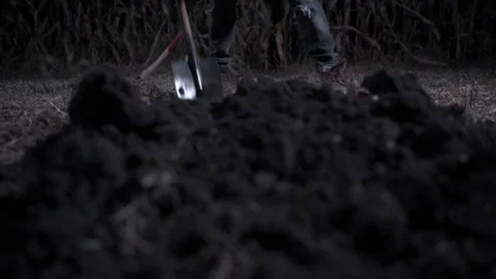 Digging graves in wooded areas: 48 fake things that happen in films ...