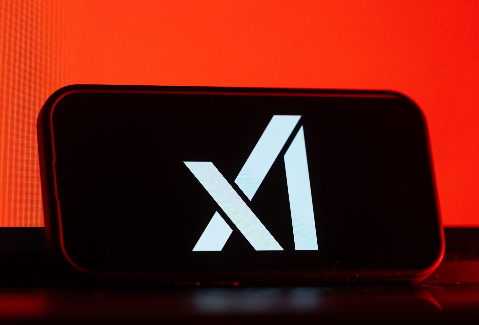 Apollo looks to open trading on private chip loan for Musk’s xAI