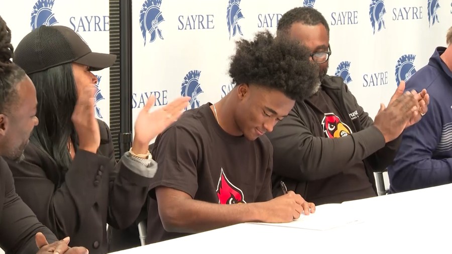 Former Lexington high school football star transfers to Kentucky