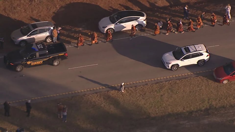 Buddhist monks make way into York County during 'Walk for Peace'