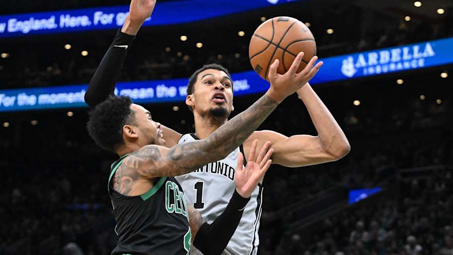 How Short Stint Coming Off Bench Benefitted Spurs' Victor Wembanyama