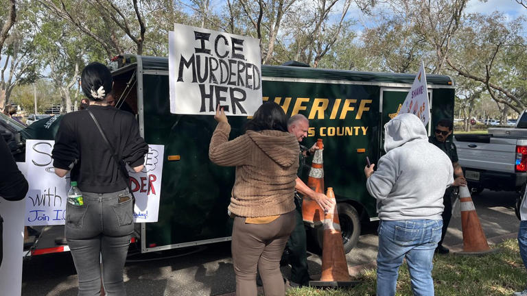 St. Pete ICE protests continue at Border Protection job fair